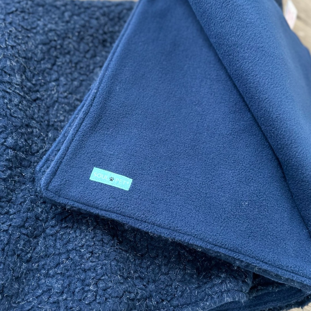 SoulPet Plush Country Navy Blue Fleece Dog Blanket with Sherpa Fleece ...